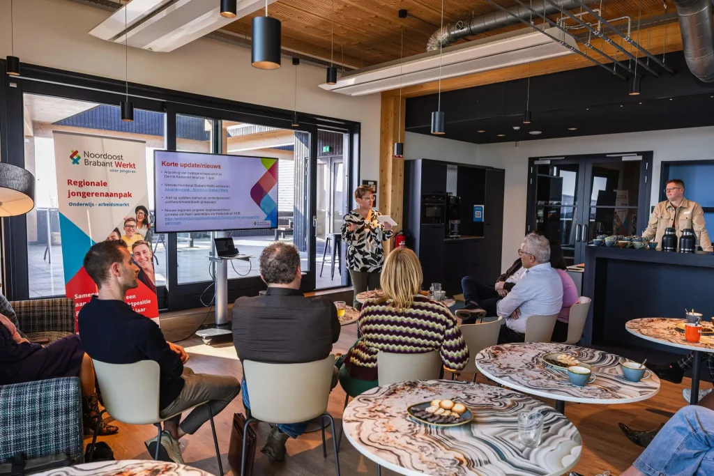 Bijeenkomst operationeel overleg Jongerenaanpak: Wat is praktijkleren ...